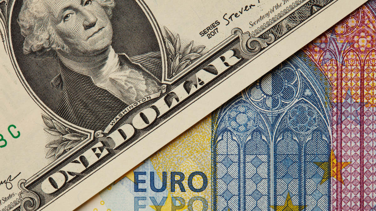 What Influences EUR USD Exchange Rates CompareRemit What Influences EUR USD Exchange Rates CompareRemit